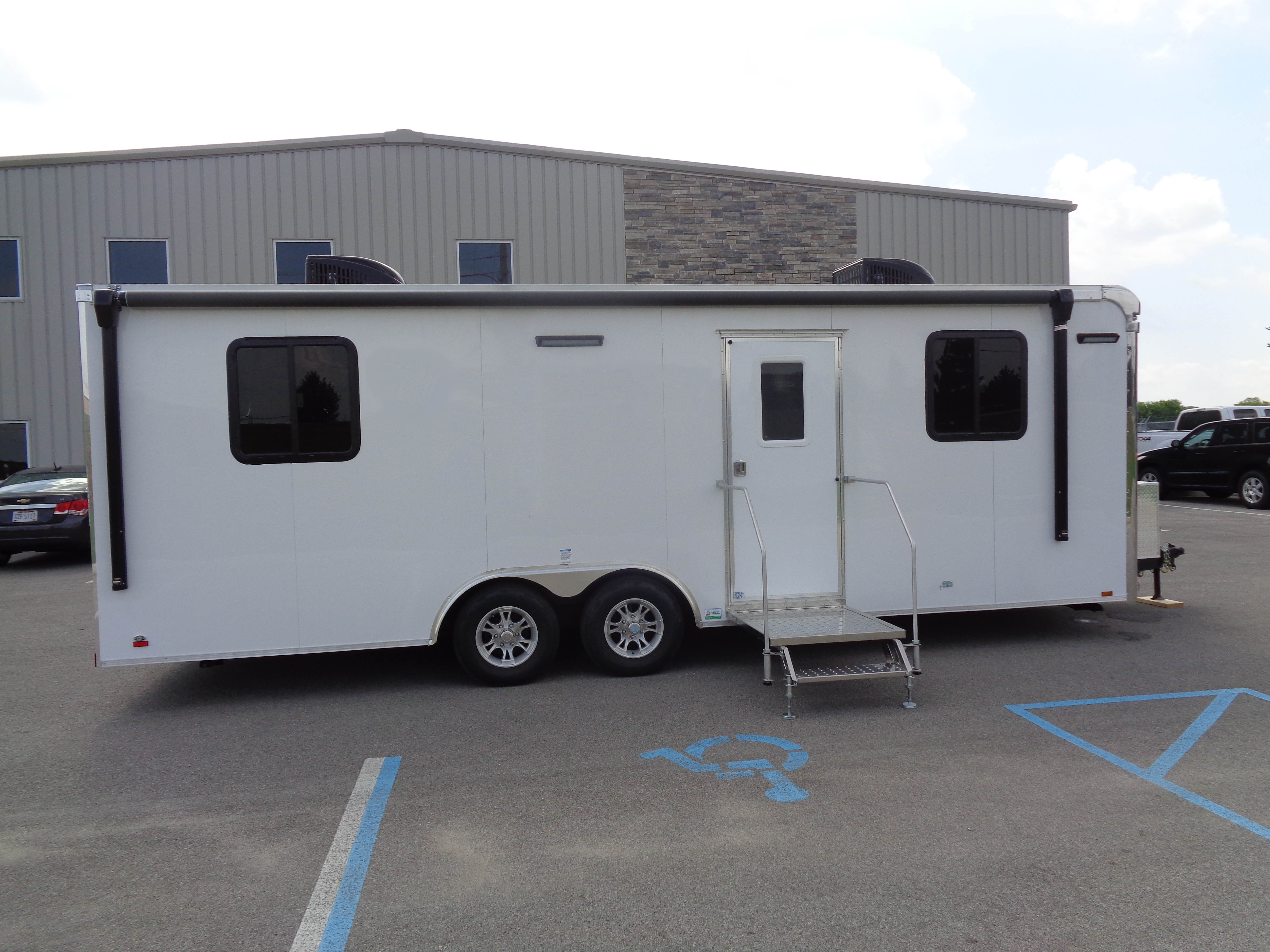MobileTestingClinic.com - Mobile Testing Clinic Trailer